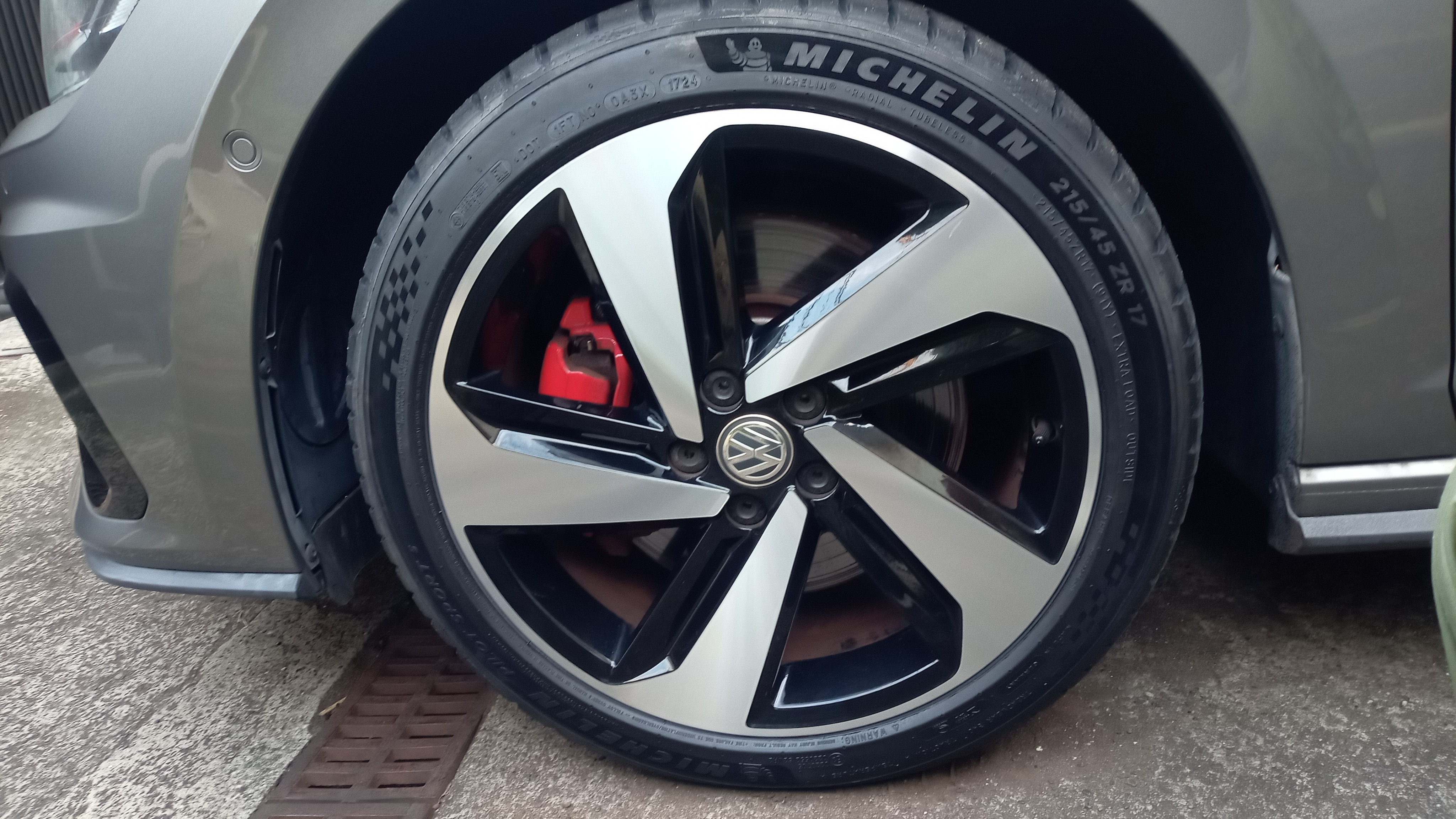 MICHELIN PILOT PILOT SPORT 5の評判・評価・ユーザーレビュー一覧 | タイヤの通販 販売と交換/交換予約のTIREHOOD